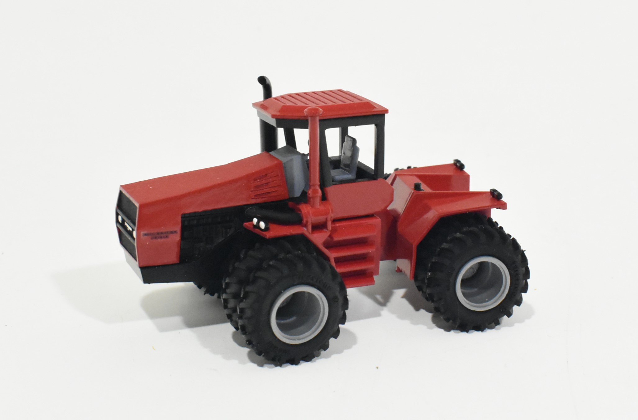 1/64 Custom Steiger Panther 1000 4wd Tractor With Duals, Red - Dalton's ...