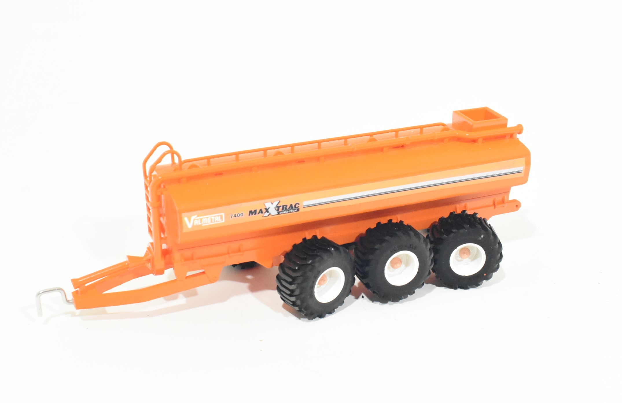 1/64 Scratch Built ValMetal MaxxTrac 7400 Triple Axle Manure Tank ...