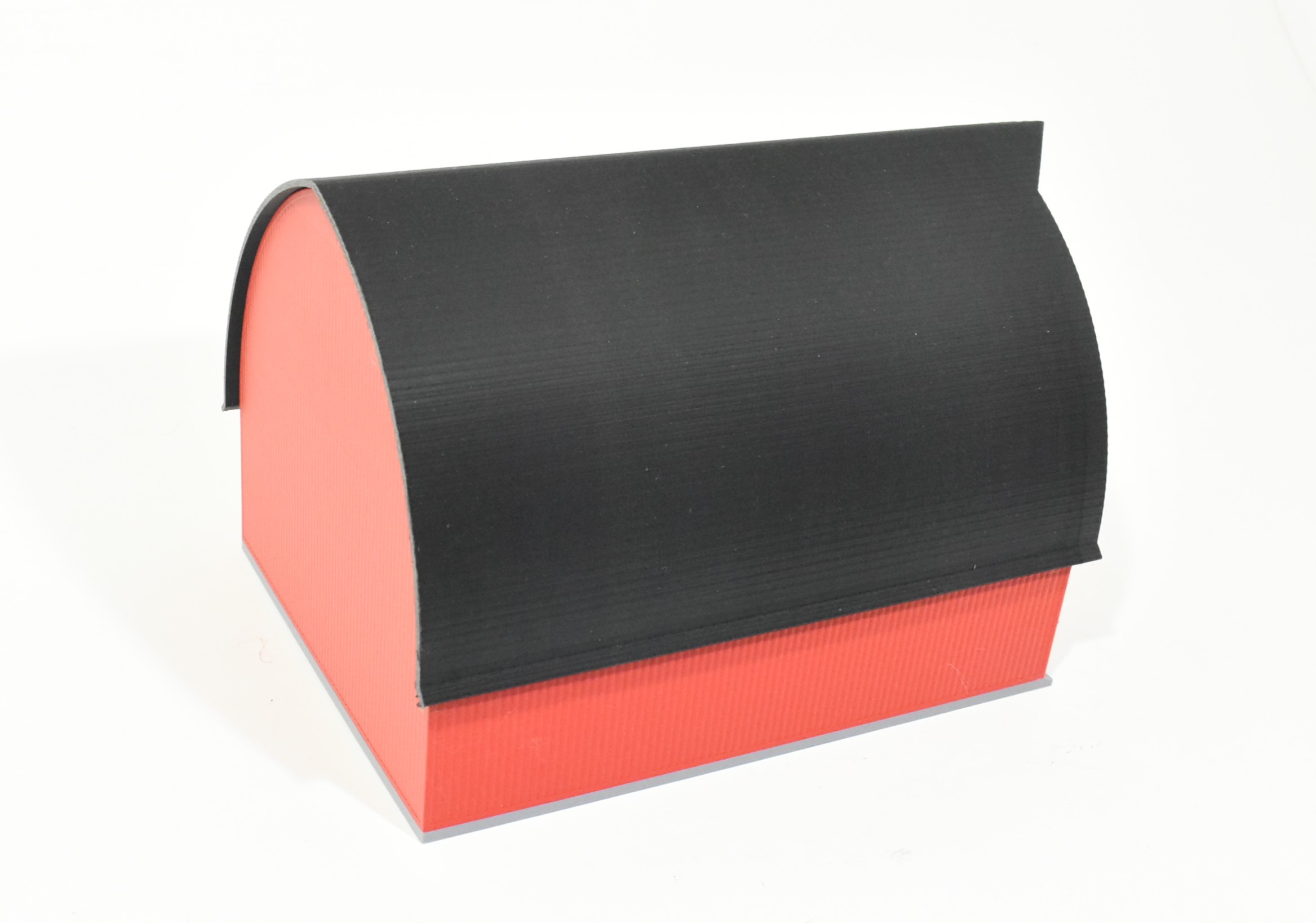 1/64 Classic Barn With Wood Facade & curved Roof, Red/Black - Dalton's ...