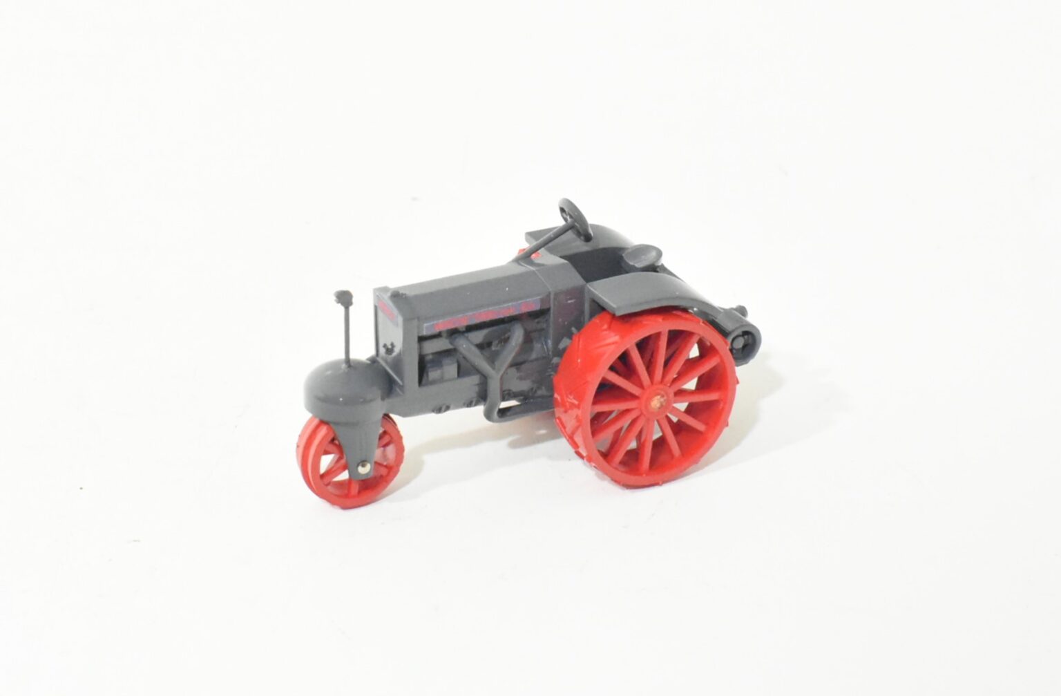 1/64 Wallis Cub Tractor - Dalton's Farm Toys