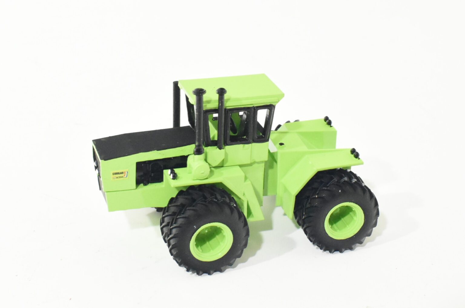 1/64 Scratch Built Steiger Series 3, ST-251 4wd Tractor With Duals ...