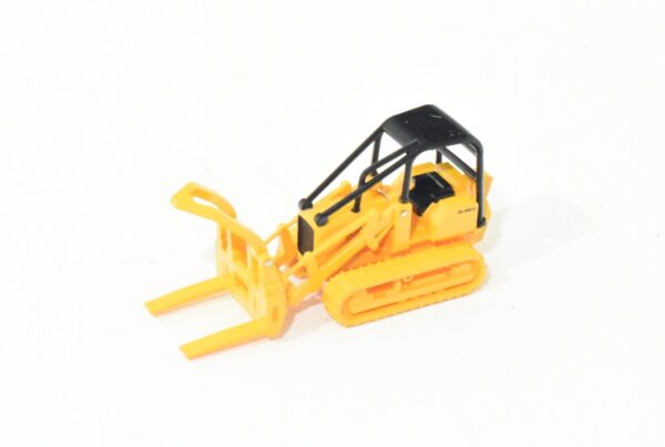 1/64 John Deere 450-C Dozer Log Loader With Winch - Dalton's Farm Toys