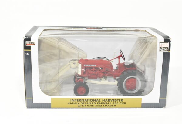 1/16 International Harvester Farmall 560 Cub With One Arm Loader ...