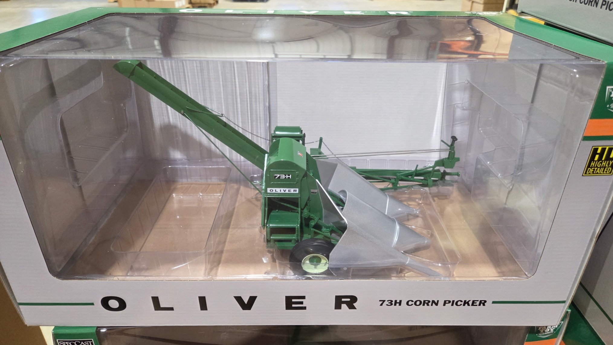 1/16 Oliver 73H Corn Picker, Museum Renovation Unit #5 - Dalton's Farm Toys
