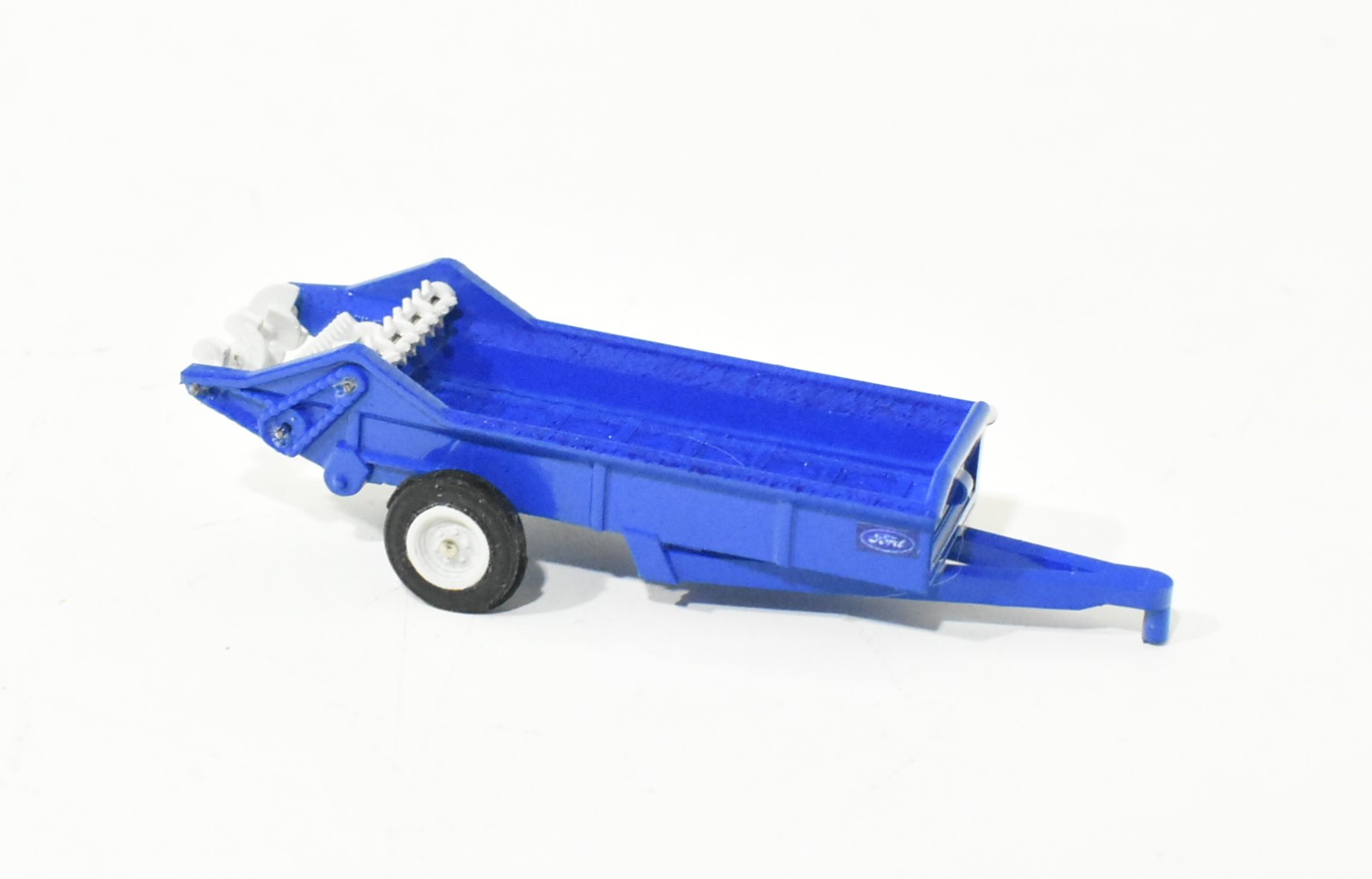 1/64 Ford Manure Spreader, Blue - Dalton's Farm Toys