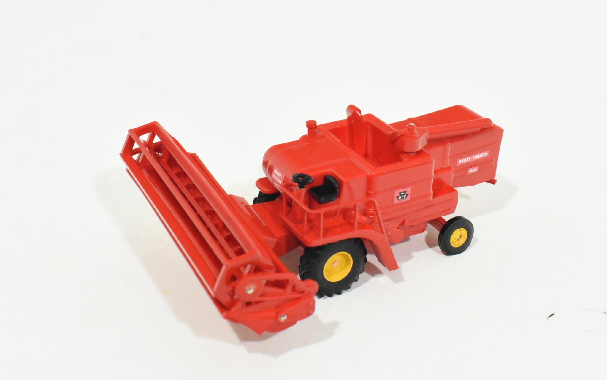 1/64 Custom Massey Ferguson 510 Combine Without Cab, Corn & Grain Head ...