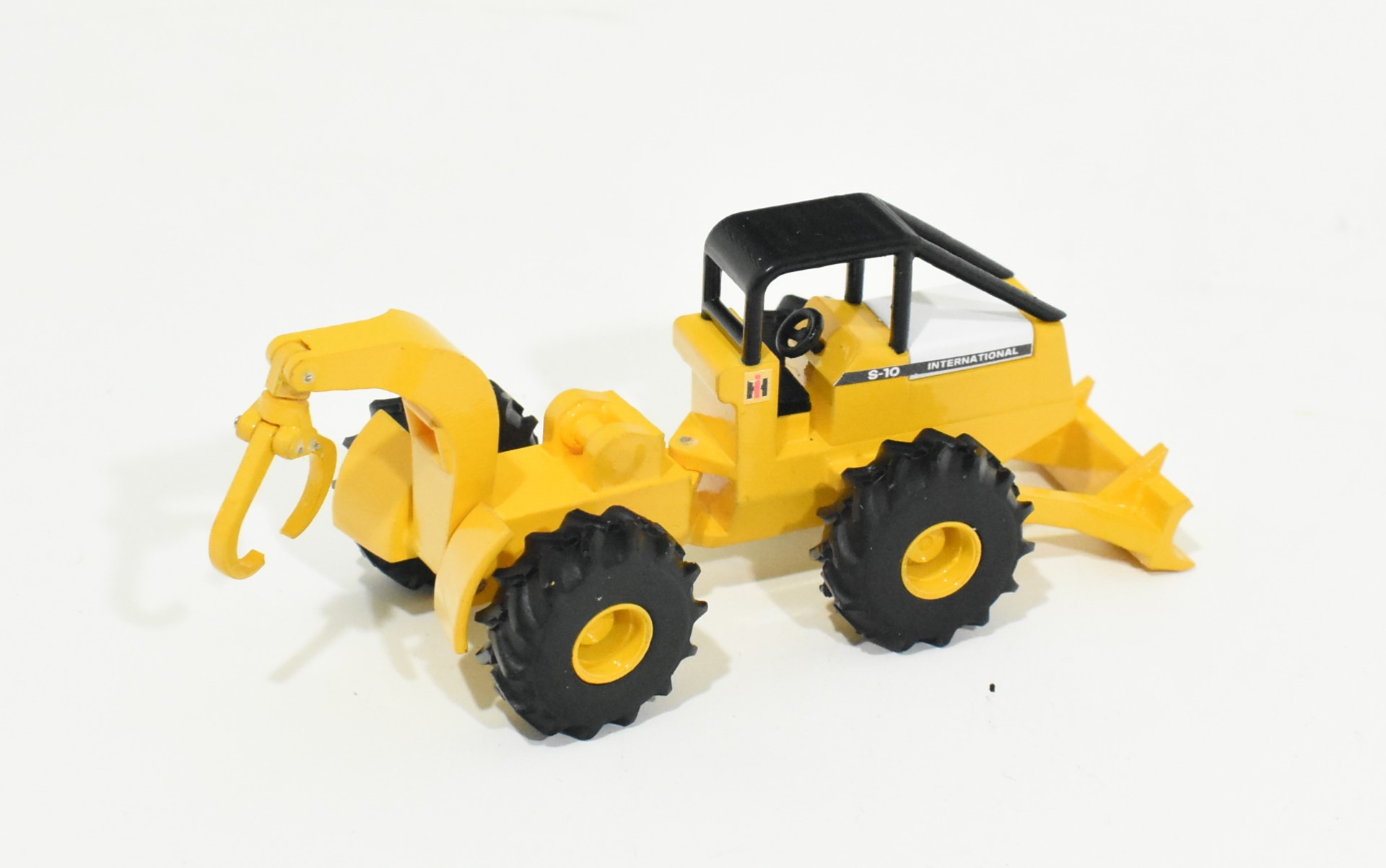 1/64 Scratch Built International Harvester S-10 Grapple Log Skidder ...