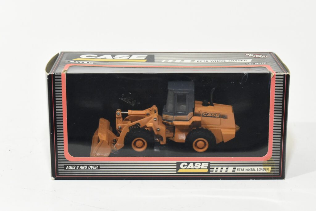 1/50 Case 621B Wheel Loader - Dalton's Farm Toys